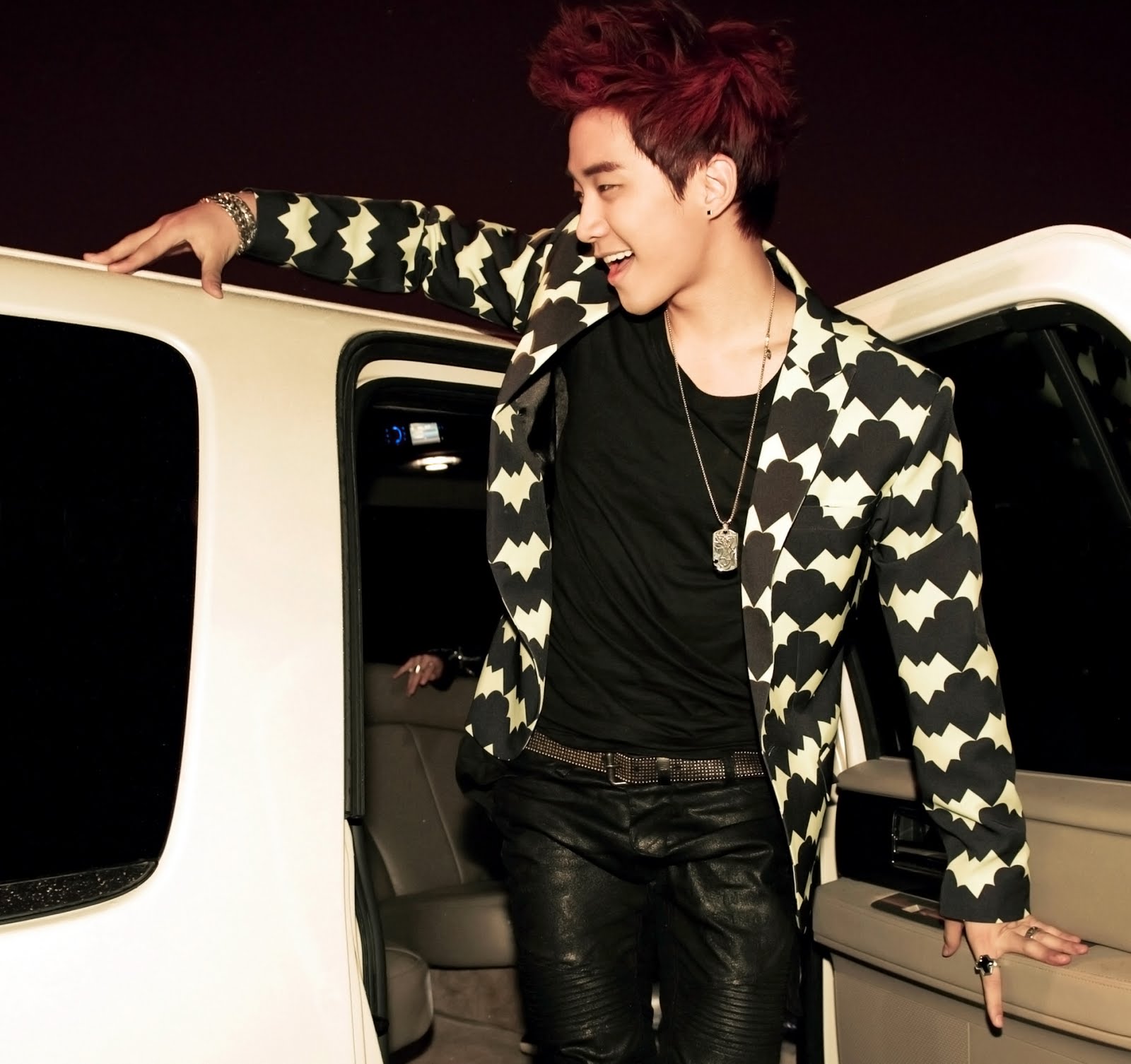 Everything About 2PM: [Teaser] 2PM 2nd Album Hands Up Photo Teaser