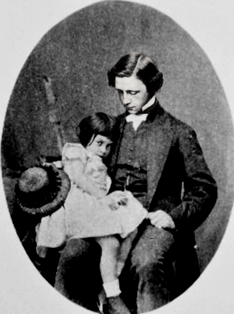 Alice liddell, Alice in wonderland, Alice