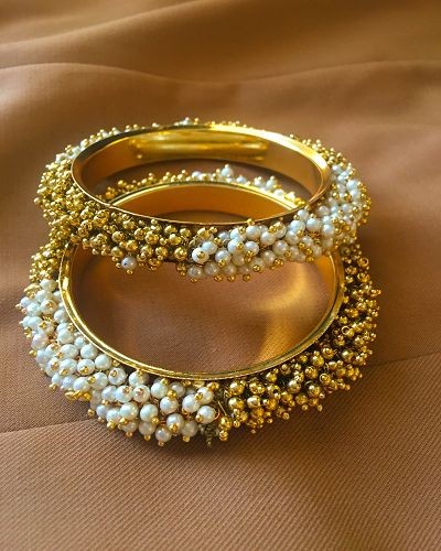 Cluster pearl bangles