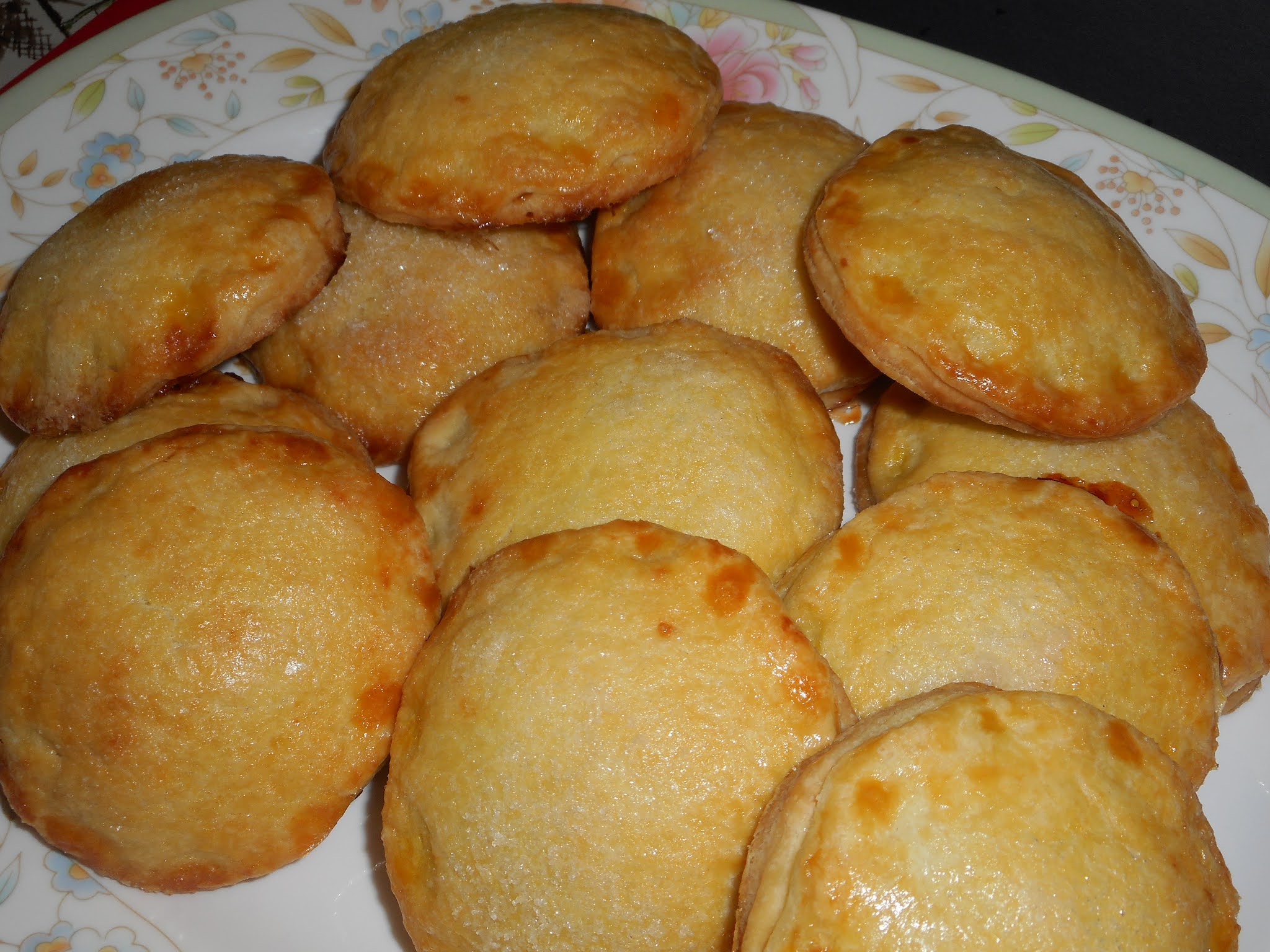 My Cuban Traumas: Santiago Pastries - Pasteles Santiagueros