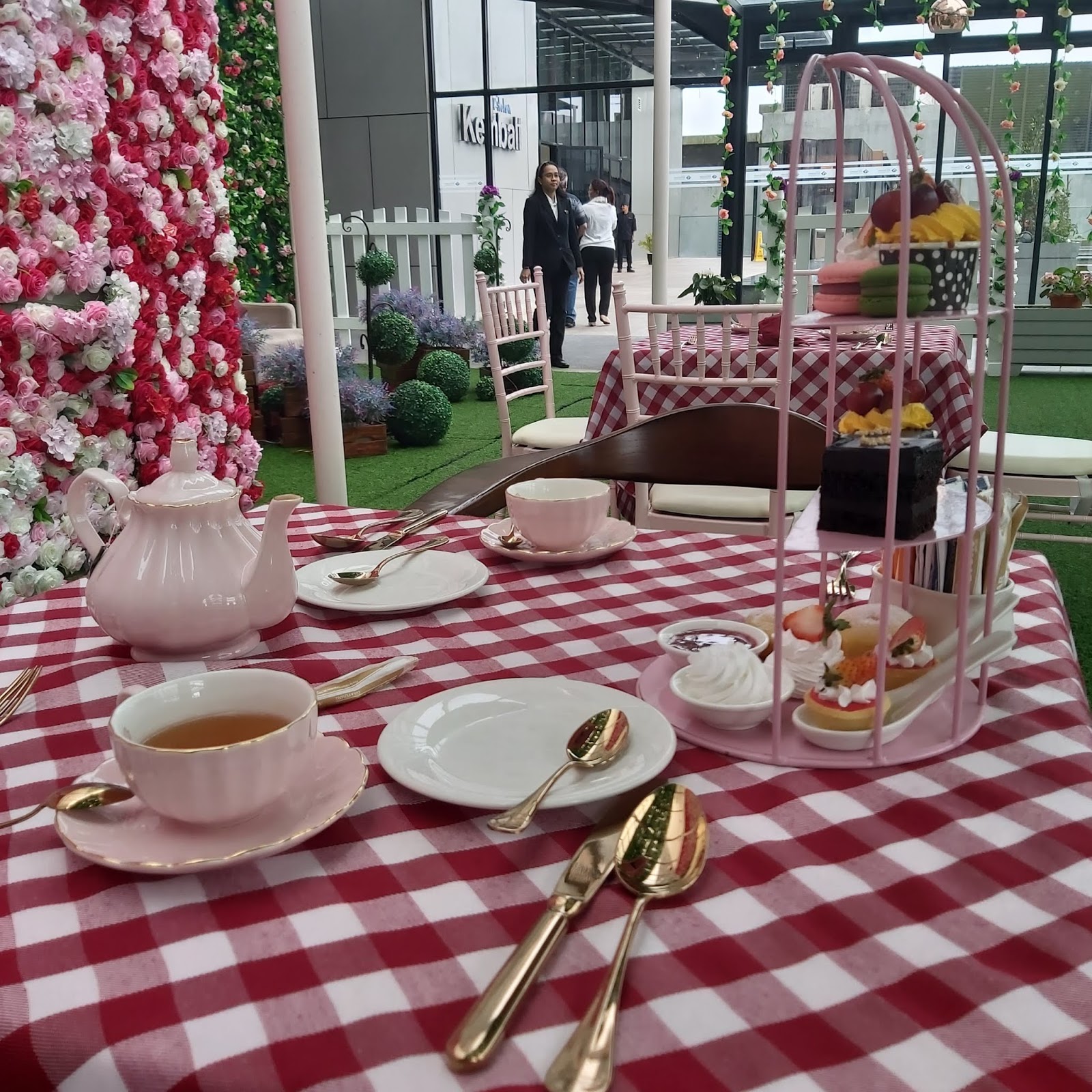 Minum Petang esklusif di Kafe Fairy Tales Genting Highlands - Enchanted ...