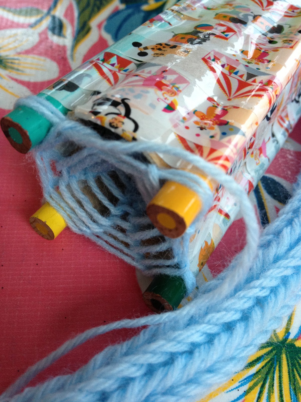 craftyandcake: Knitting Nancy and Knitting Looms (with a Knitting Nancy ...