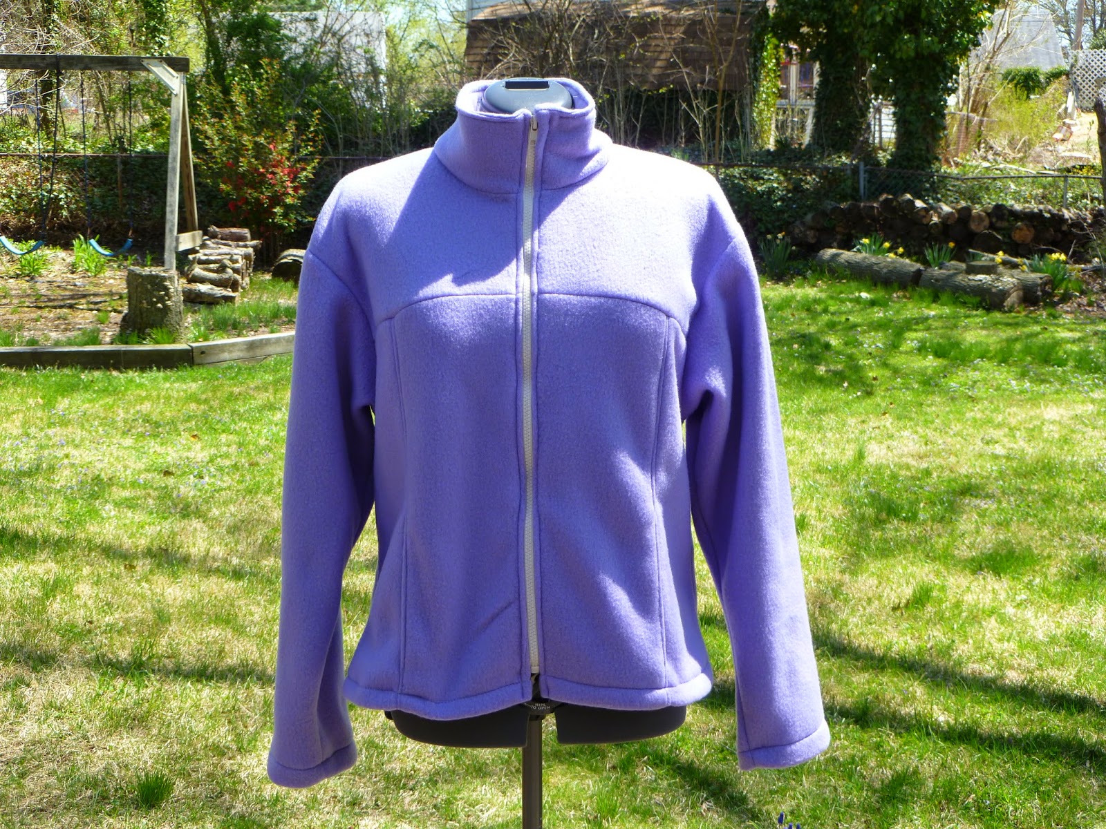 Another fleece top (yes, fleece in Spring) - SewLimitless