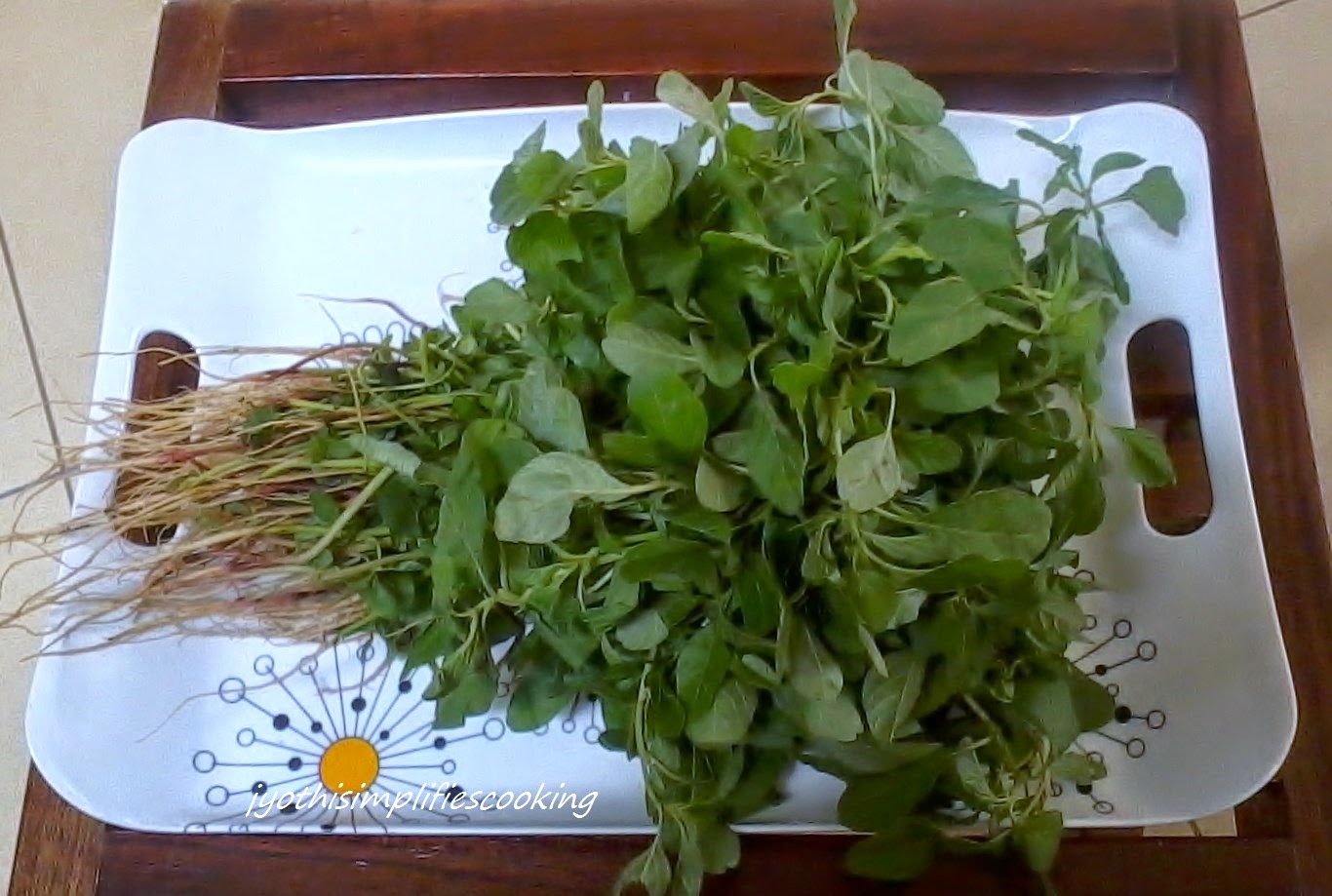 HARIVE SOPPU HULISOPPU/ARA KEERAI CHUTNEY/KOYAGURA PACHCHADI ...