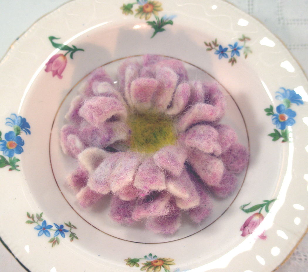 fiberluscious: Easy and Fun Wool Flower Tutorial and Wool Giveaway!