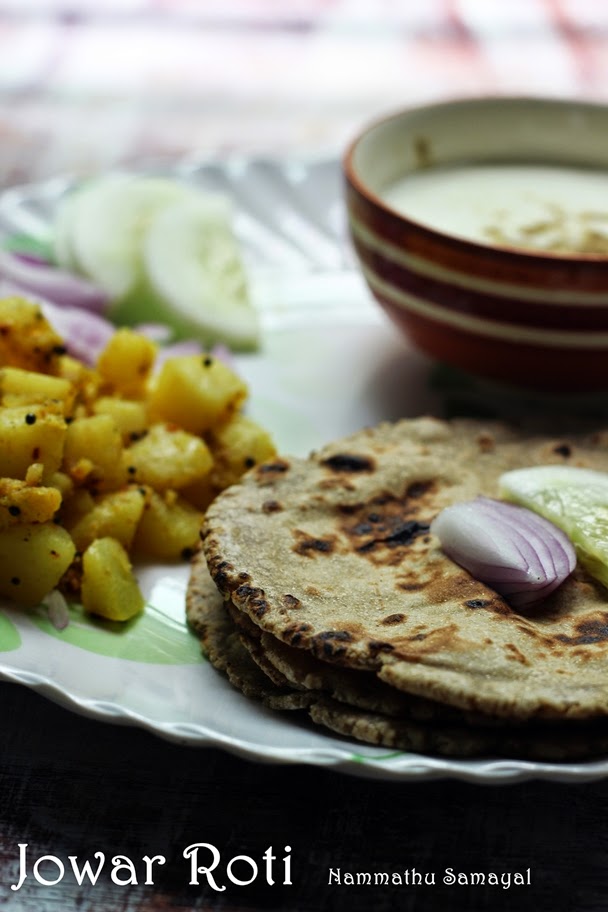 Nammathu Samayal: Jowar Roti / Chola Mavu Roti