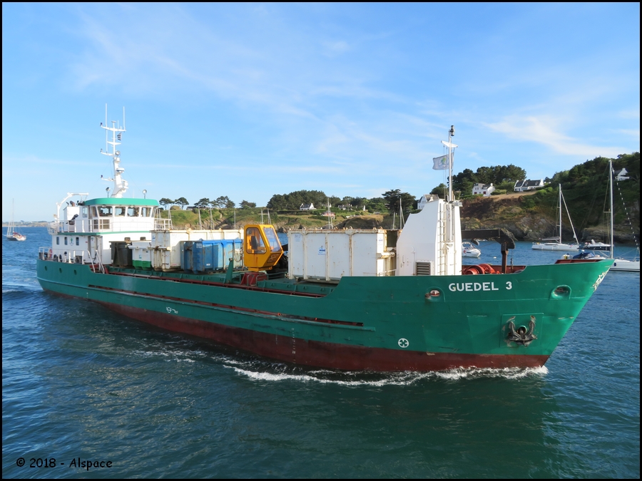 LES FERRIES ET COURRIERS DE FRANCE: Caboteur Guédel 3 - Transport ...