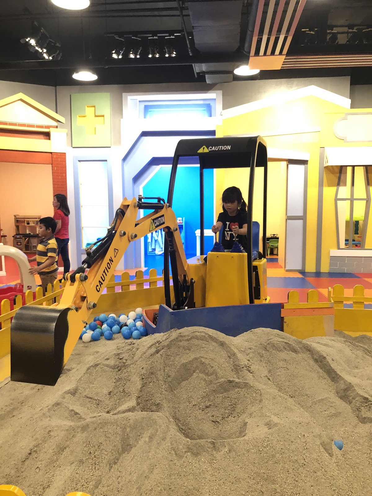 MytwinkletwinkleStar: Fun City Circuit Makati