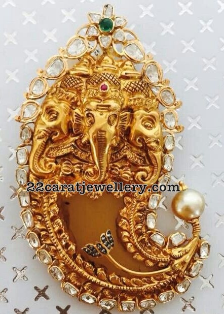 Tiger Claw Pendant with Ganesh - Jewellery Designs