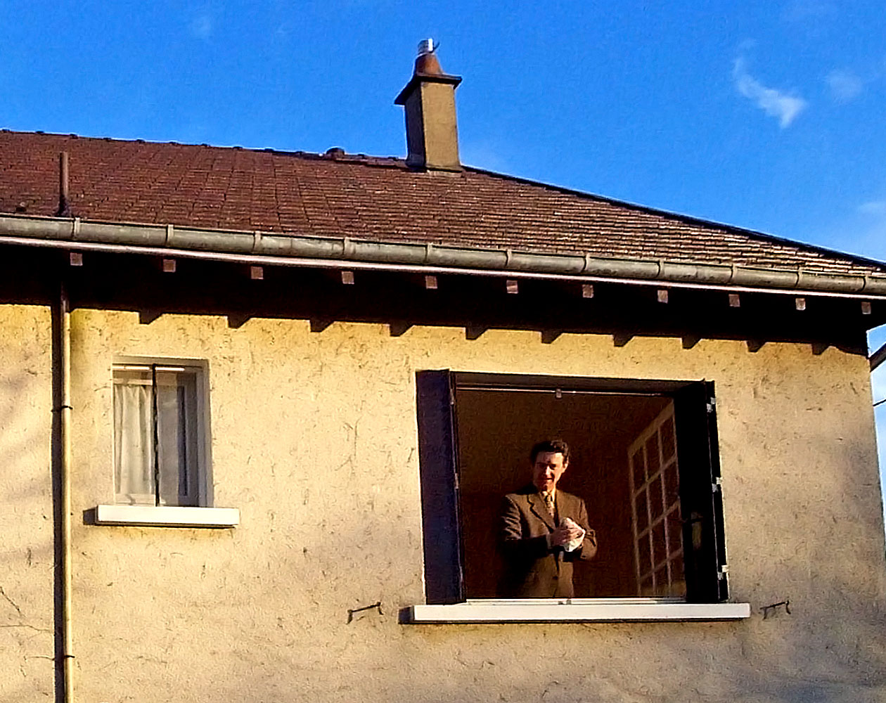 Living the life in Saint-Aignan: Random house images and features