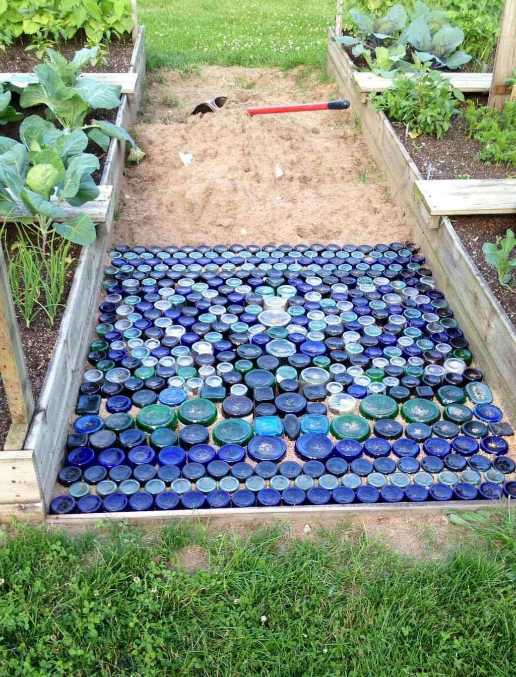56 Wonderful DIY Mosaic Garden Path Decorations For Your Inspiration ...