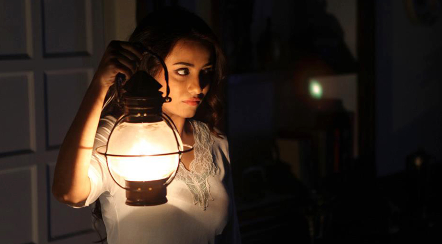 1920 evil returns wallpapers - Mere Review