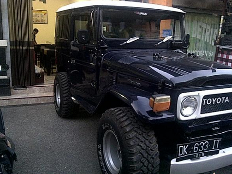 4X4 of Toyota Hardtop FJ 40. Buying and selling of Toyota Landcruiser ...