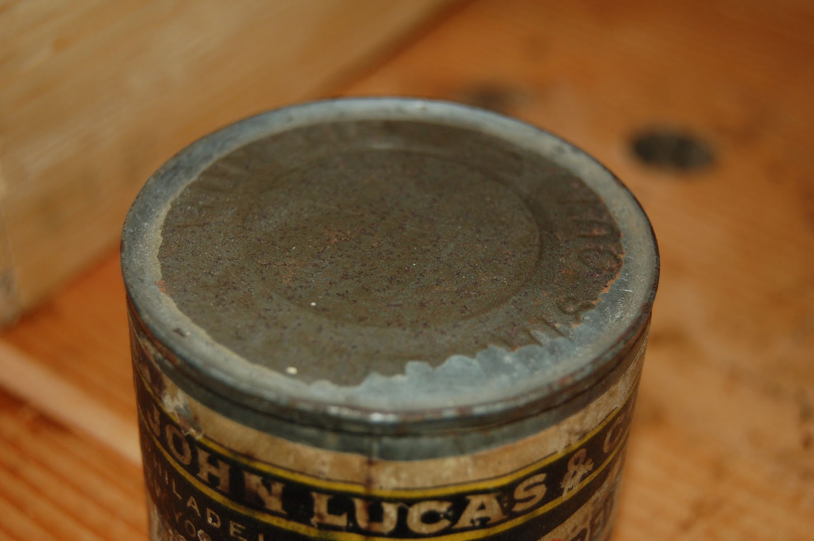 The Old House Blog: Tin Cans and House Paint in the 19th Century