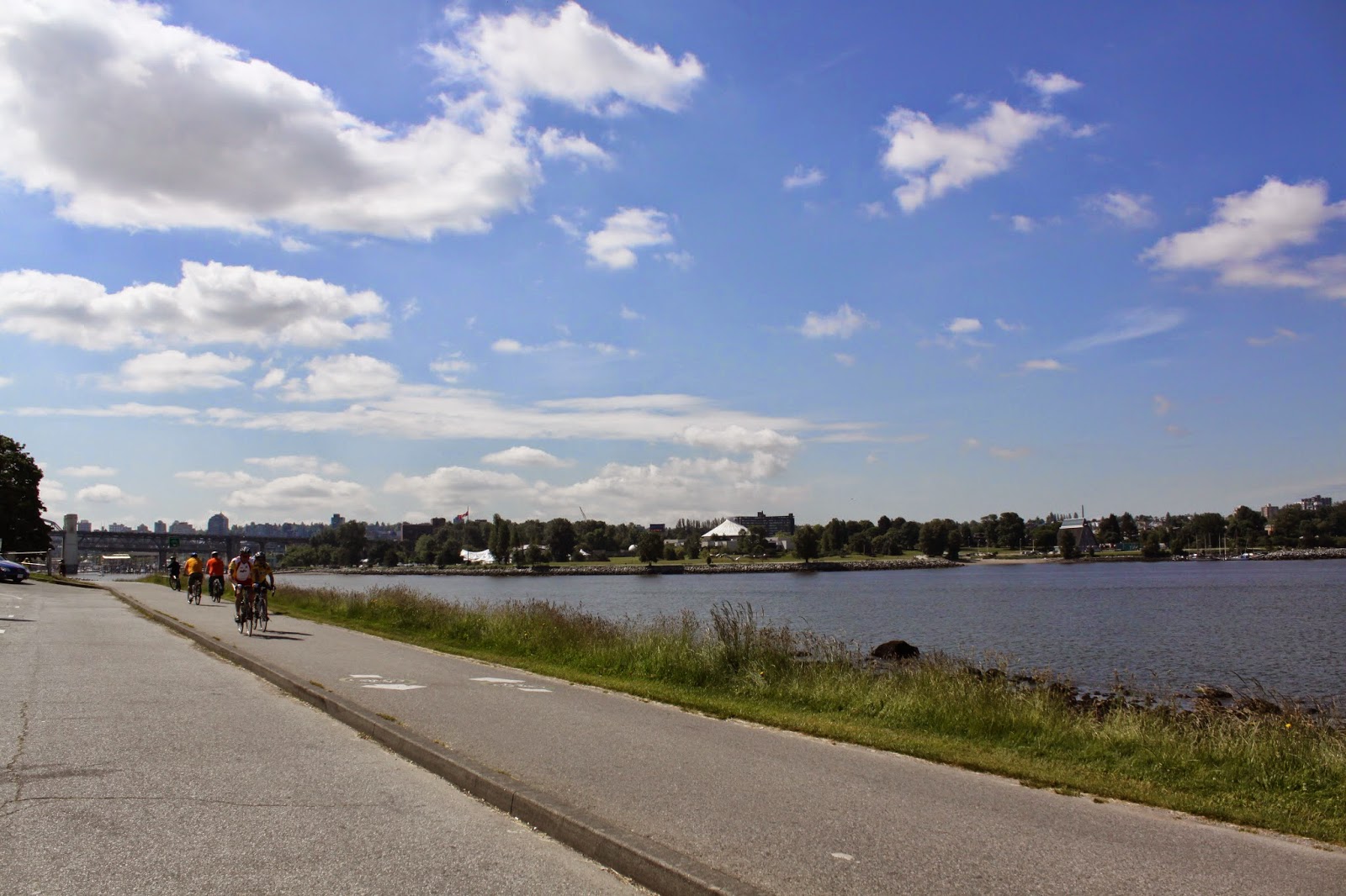 [溫哥華Vancouver] 史丹利公園 Stanley Park 悠閒散步溜狗