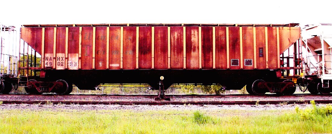 Trackside Treasure: NAHX ex-Illinois Terminal Covered Hoppers