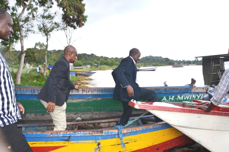 MATUKIO @ MICHUZI BLOG: Profesa Muhongo azindua Tovuti na Mpango wa ...