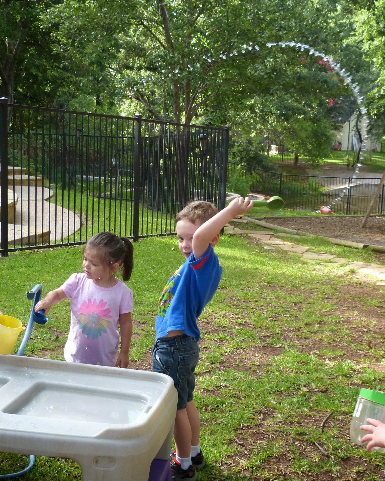 Paula's Primary Classroom: Let the children play!