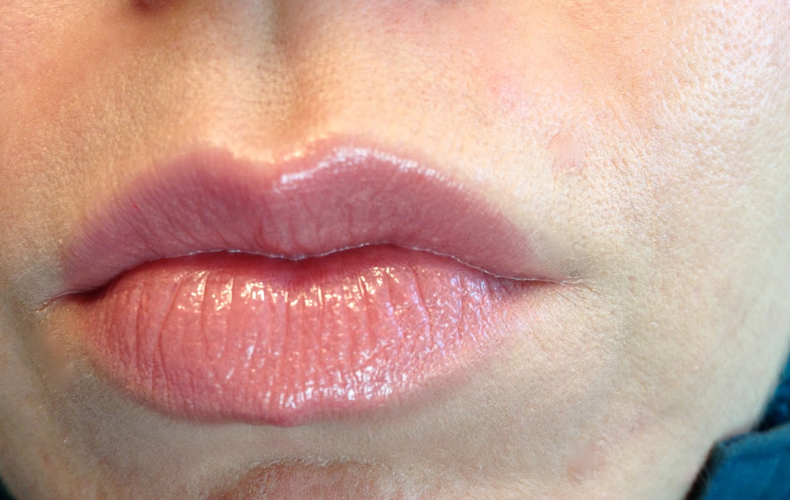 Beauty & the Bibliophile: Mauve & Taupe. Taupe & Mauve.