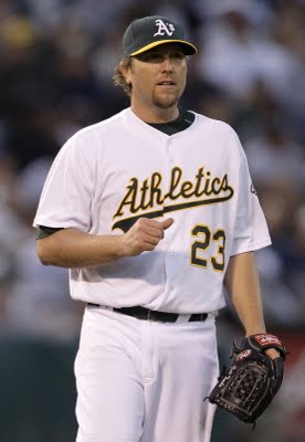 Full of Schatz: Brett Tomko Back With the Reds