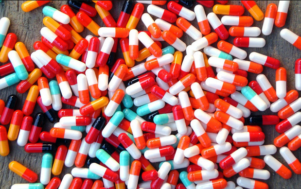 FATMA ZAHRA (fzahra): Farmasetika Dasar " KAPSUL"