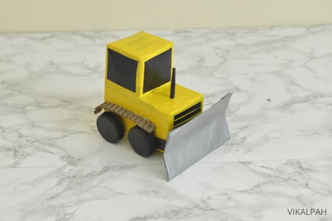 Vikalpah: How to make a bulldozer from a cereal box