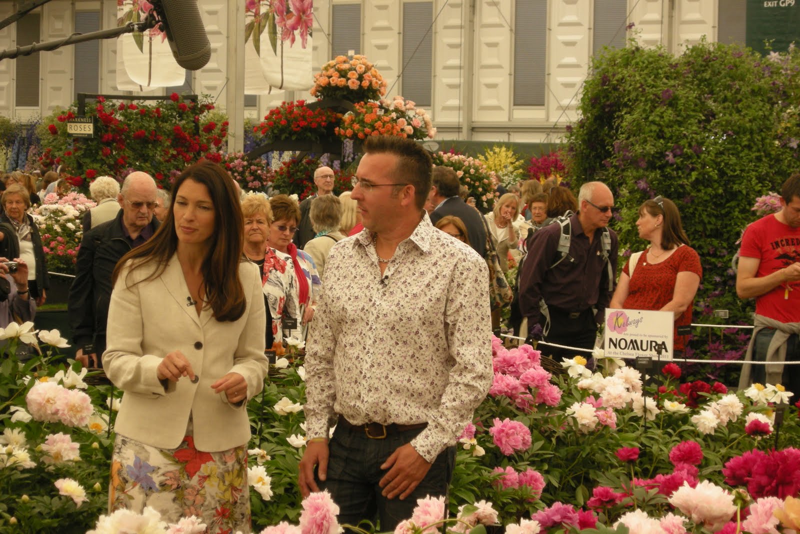 The Floral World of David Ragg