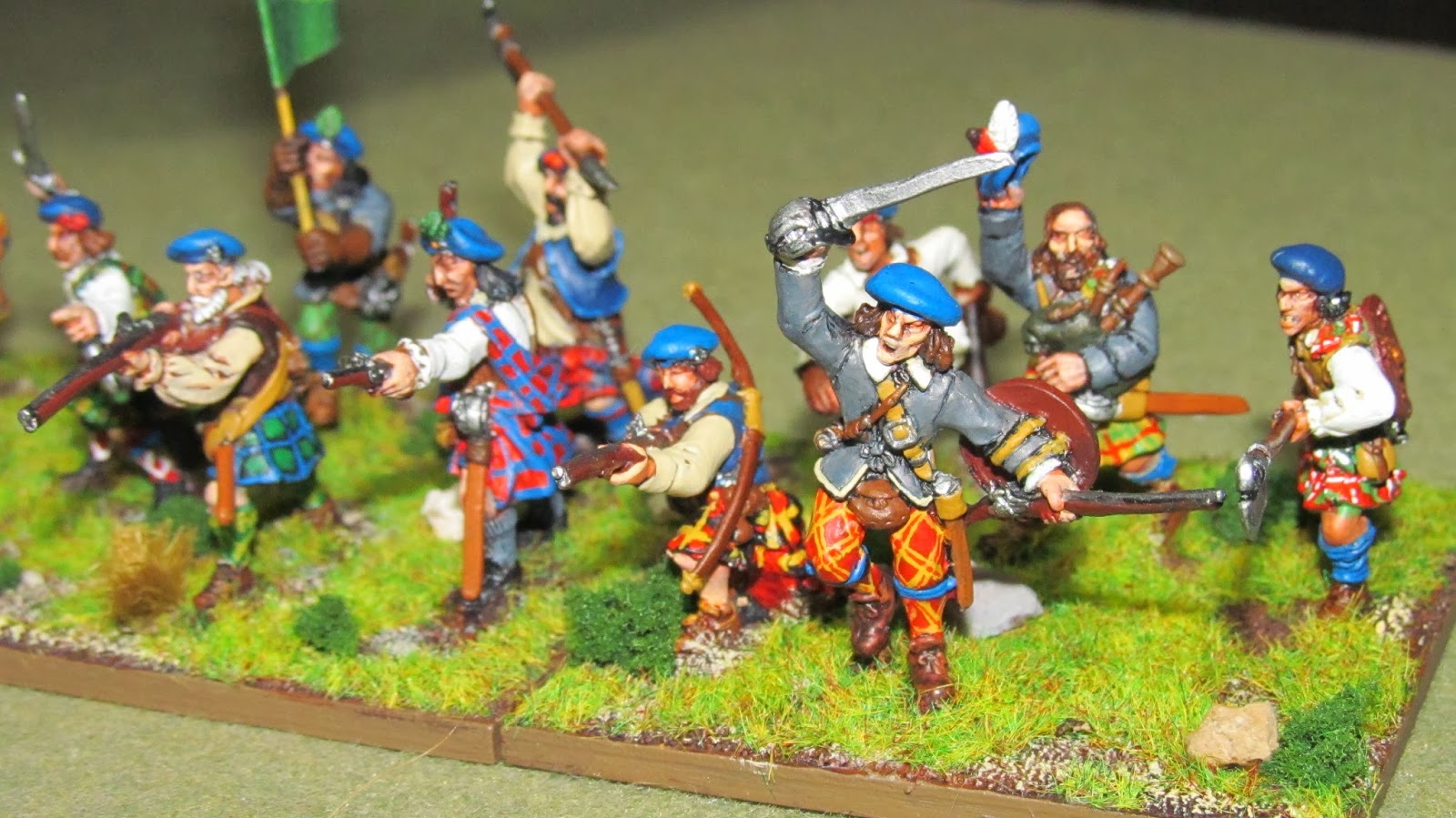 Toy Soldiers and Dining Room Battles: Finished Highland Clansmen Unit