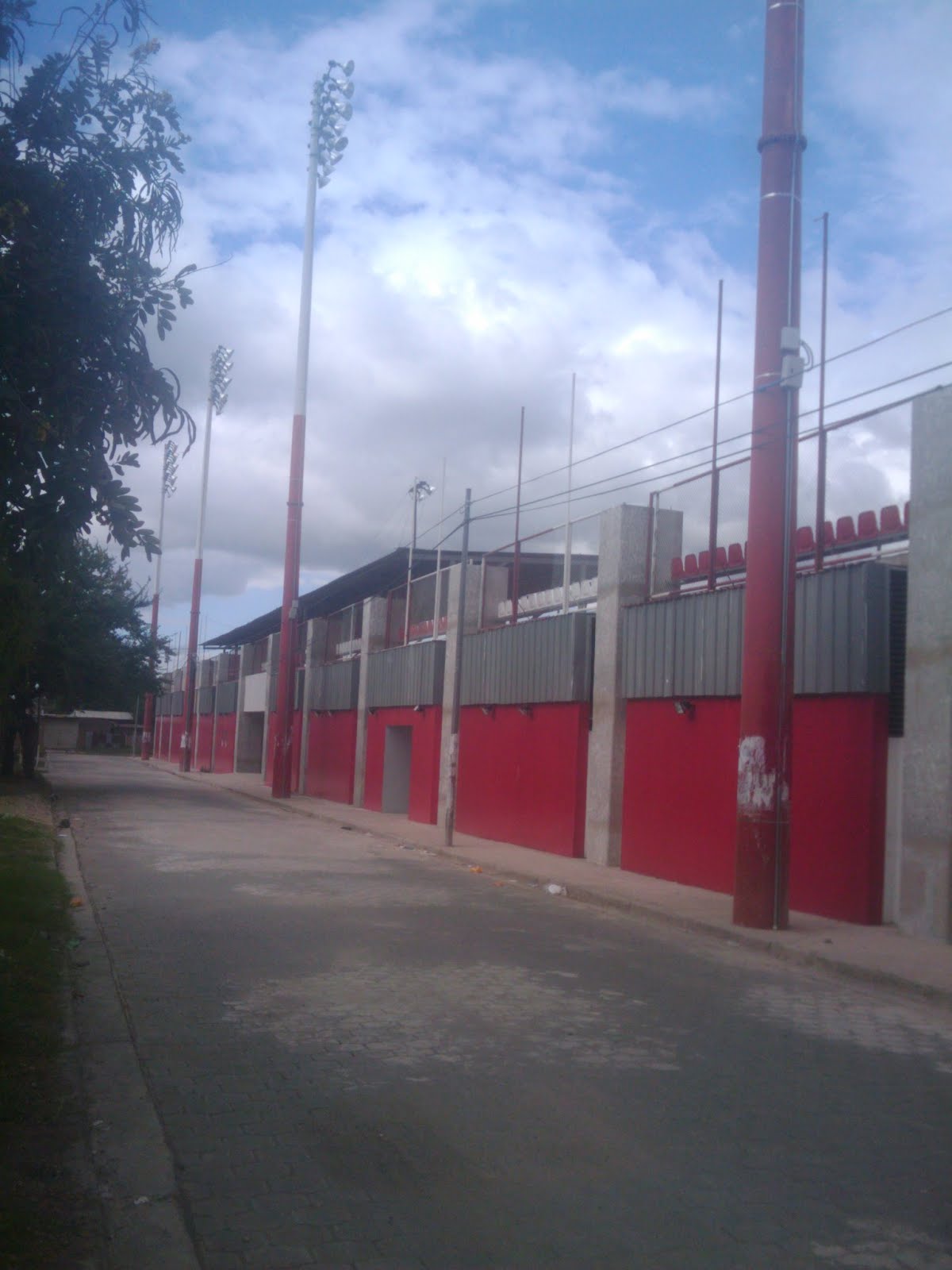 ESTADIO DE FÚTBOL INDEPENDENCIA l Depto. de Estelí | Page 23 ...