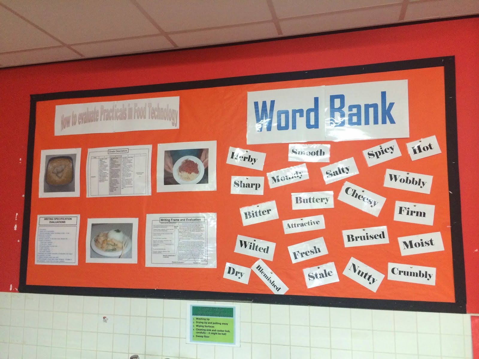 Agility-Teaching Toolkit: Displays or Display to learn