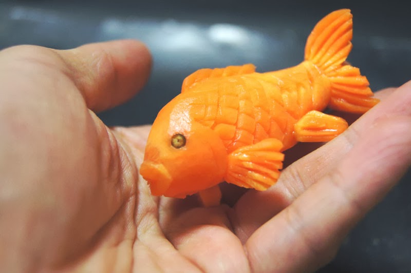 Creative carrot carving ~ art crafts ideas