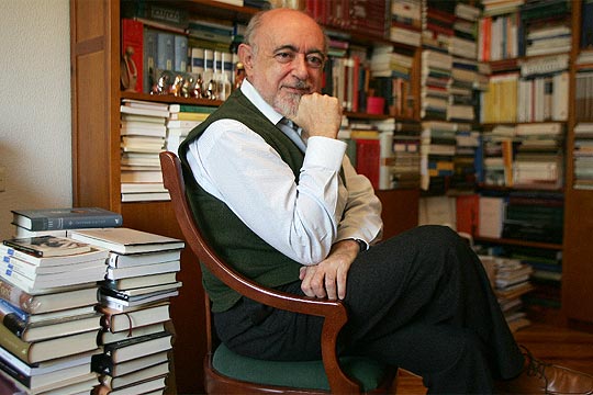 LEER EL UNIVERSO: PRENSA CULTURAL. "Los mitos siguen vivos". Carlos ...