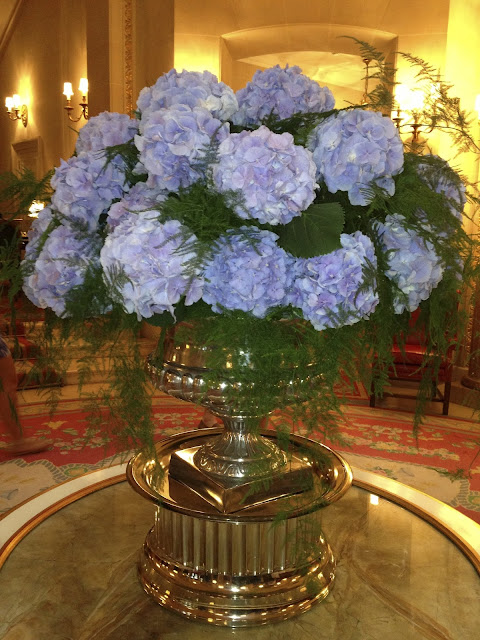 Beautiful Interiors and 18th Century Style: Putting on The Ritz!