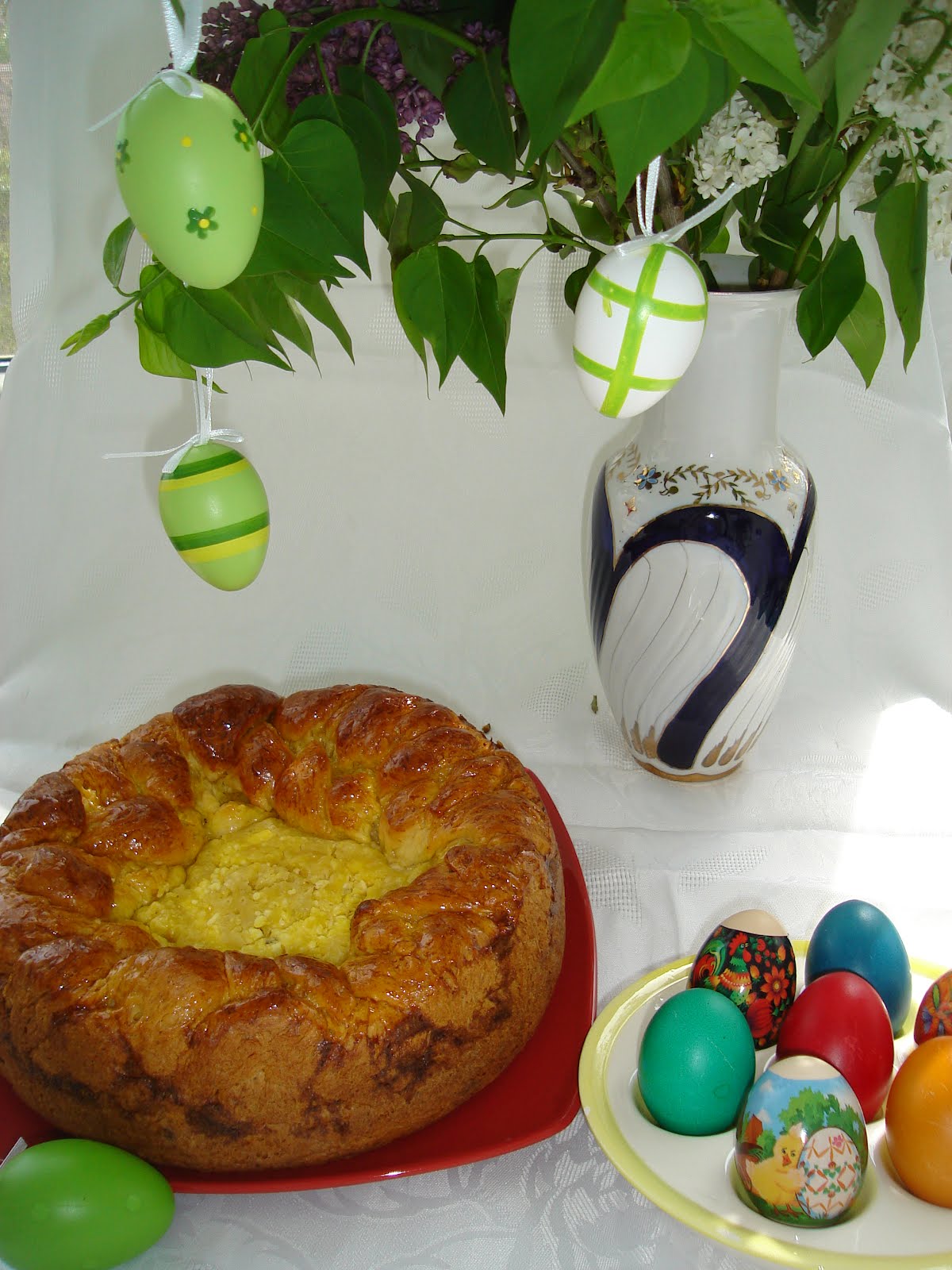 Pe masa din bucatarie: Pasca traditionala