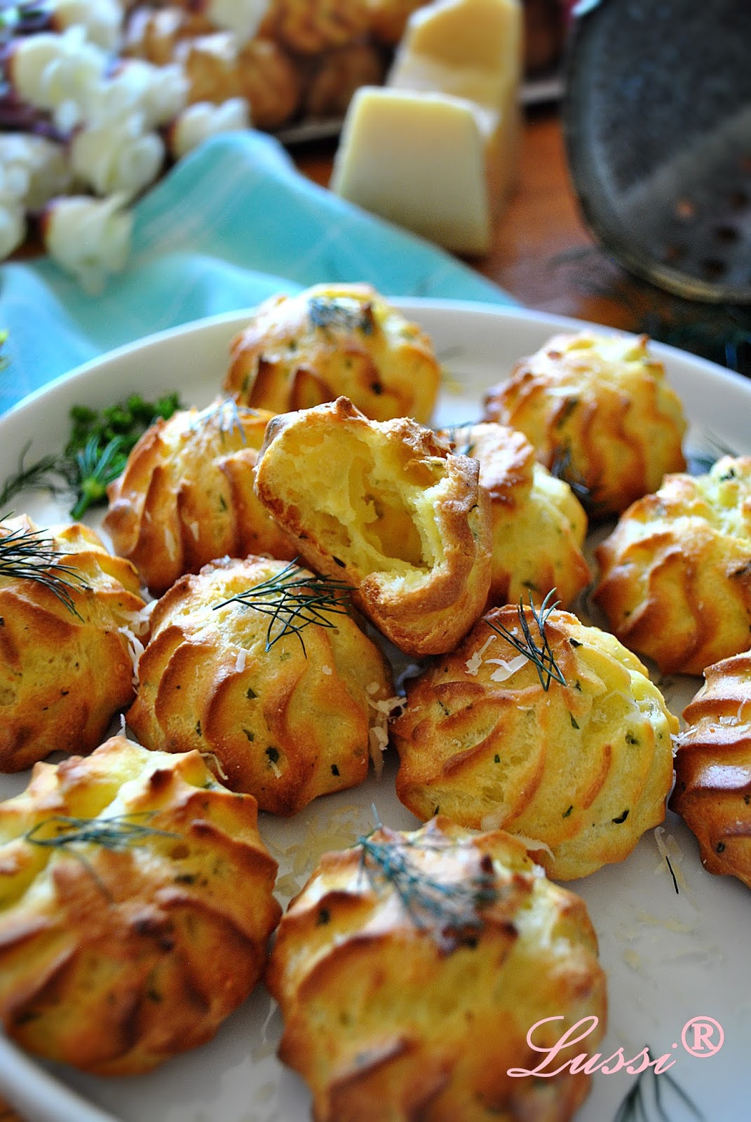 Lussi`s World of Artcraft: Солени еклерчета - идеалното предястие ...