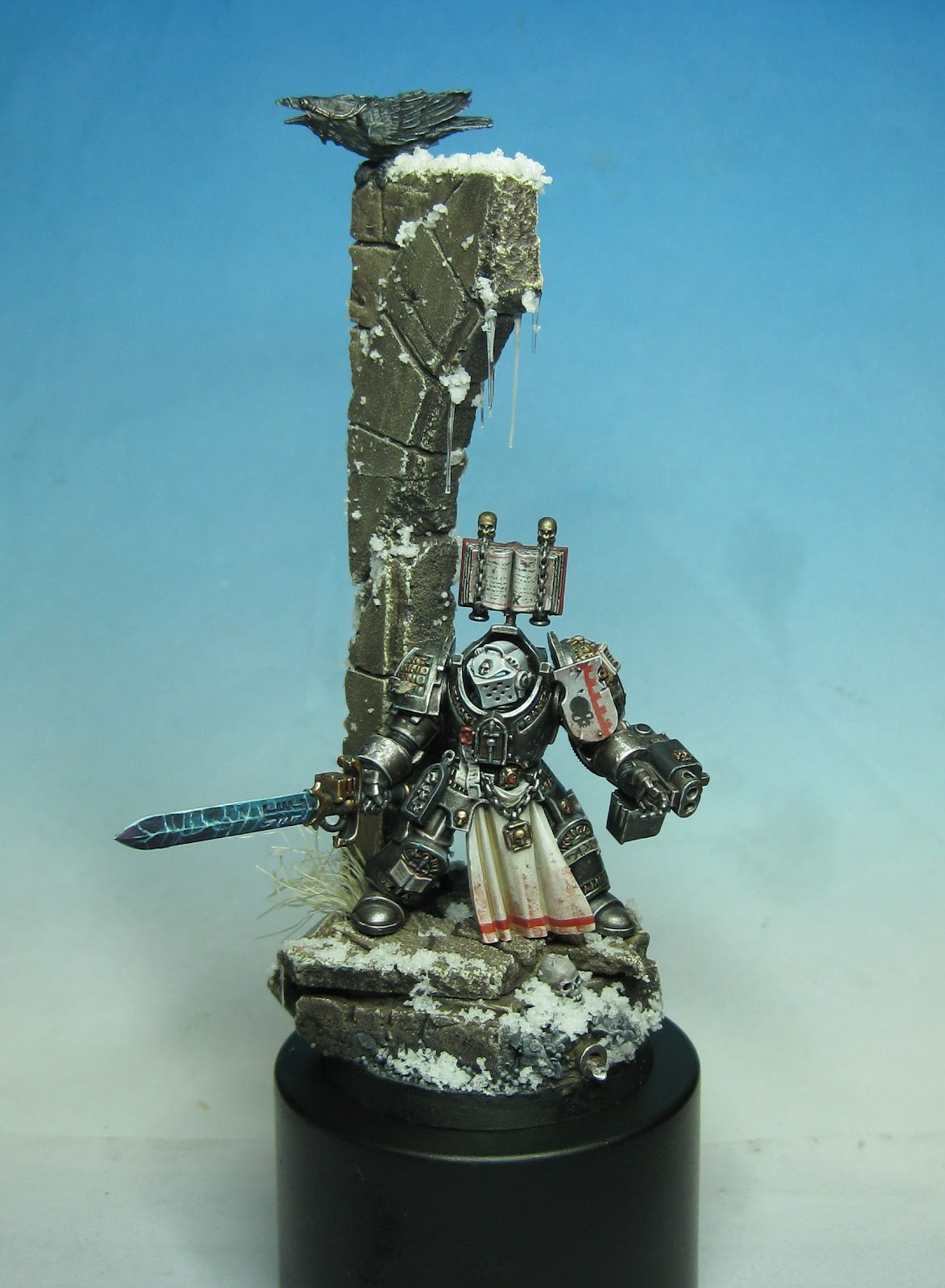 Black Dagger Paint: Golden Demon Gallery