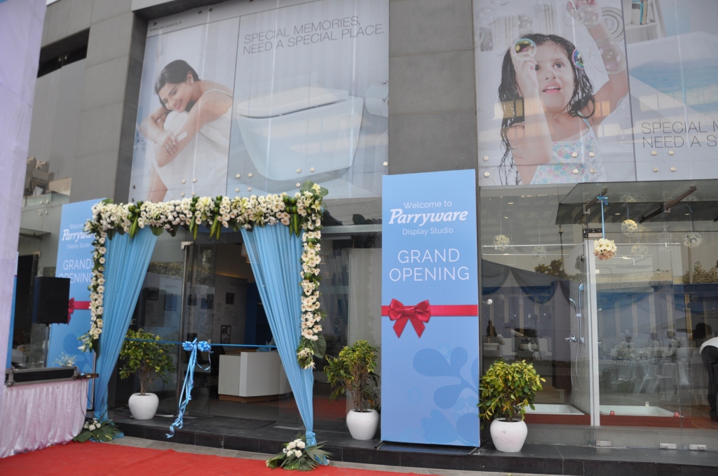 Parryware Display Studio by Roca Bathrooms Inaugurated by Pau Abello ...