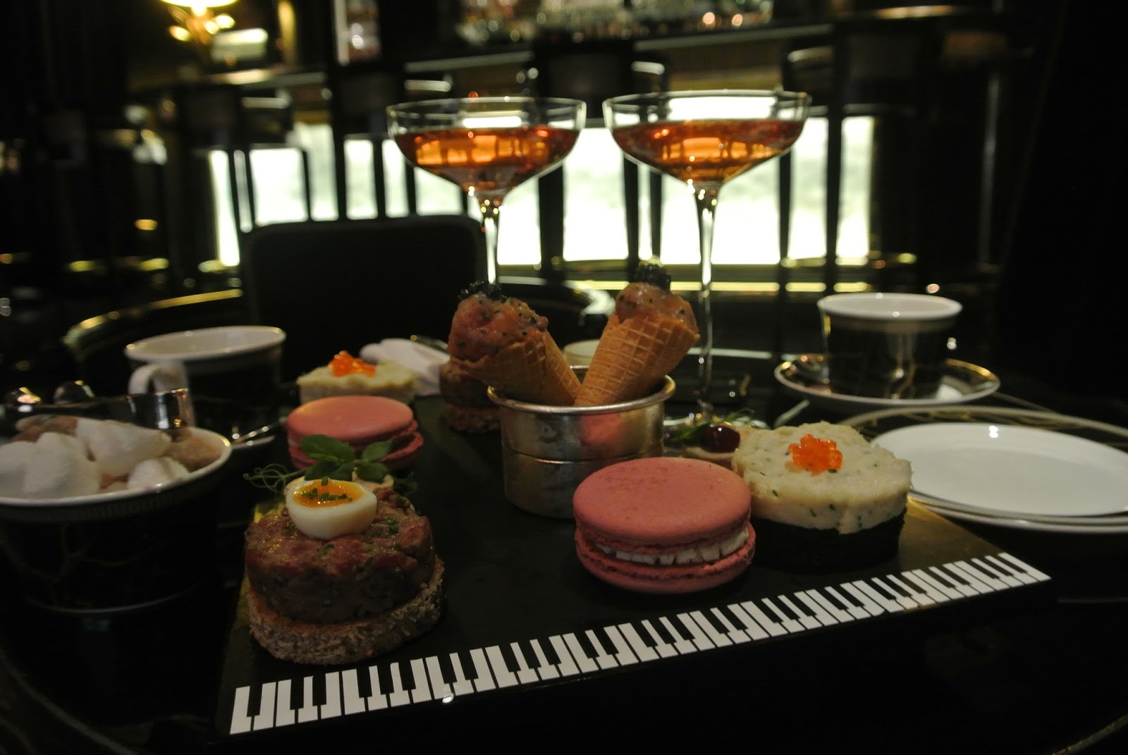 Kate and Chelsie: Art Decadent Tea At The Beaufort Bar, The Savoy London