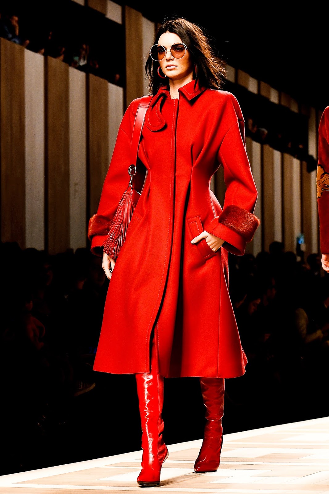 Fendi FW 17 Fashion Show | Kendall Jenner Fans Page