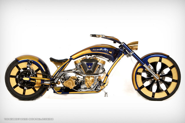 Designando: Conheça o trabalho do designer de motos mais famoso do mundo.