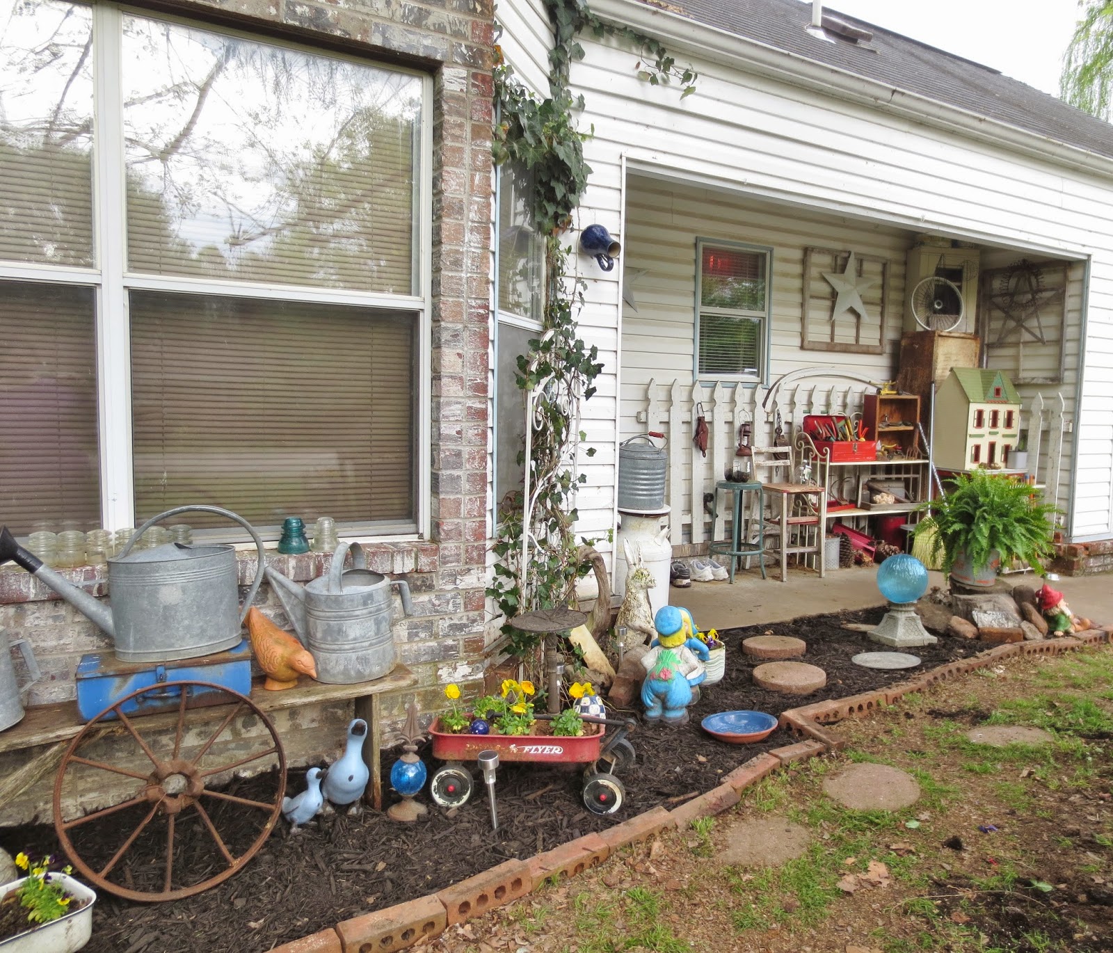 monkeybox: Landscaping Junk