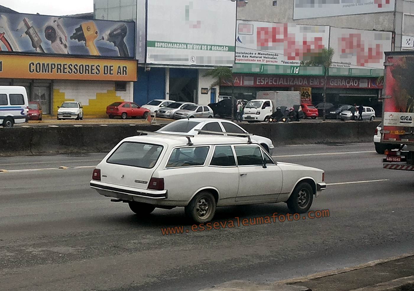 Registros Automotivos do Cotidiano: Chevrolet Caravan 1984