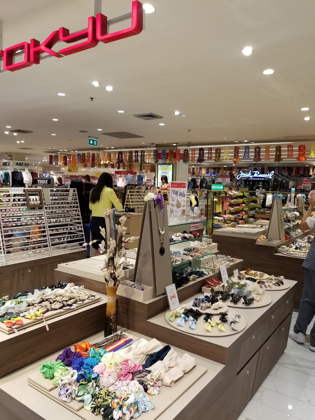 Day 4: Tokyu Department Store at MBK Mall - Bangkok, Thailand - chichicho~