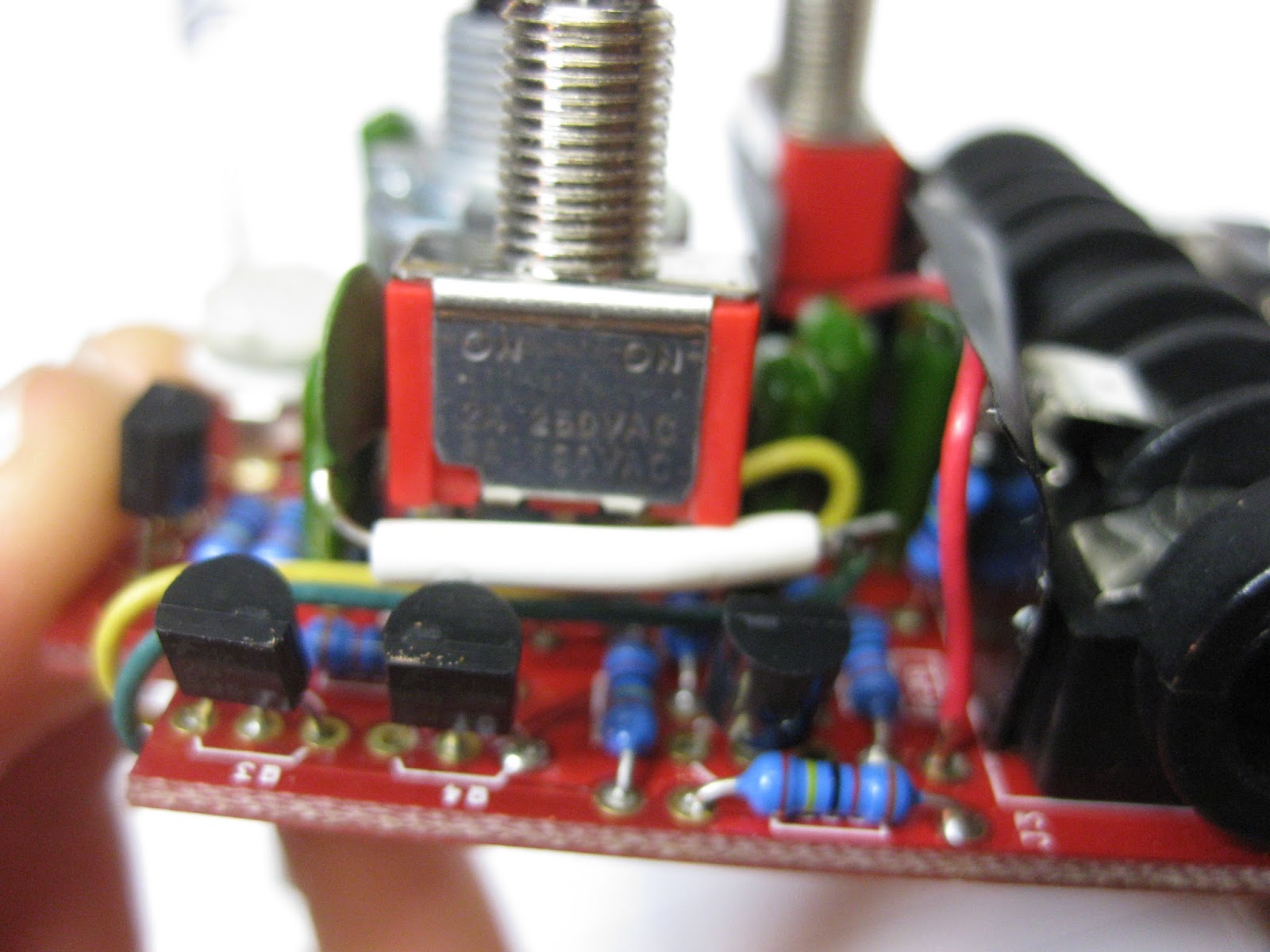 DIY Guitar pedal projects: Phase 90 mods