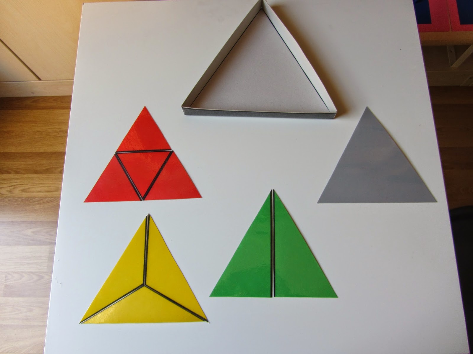 Criar, amar, vivir: Triángulos constructivos Montessori: fabricación casera