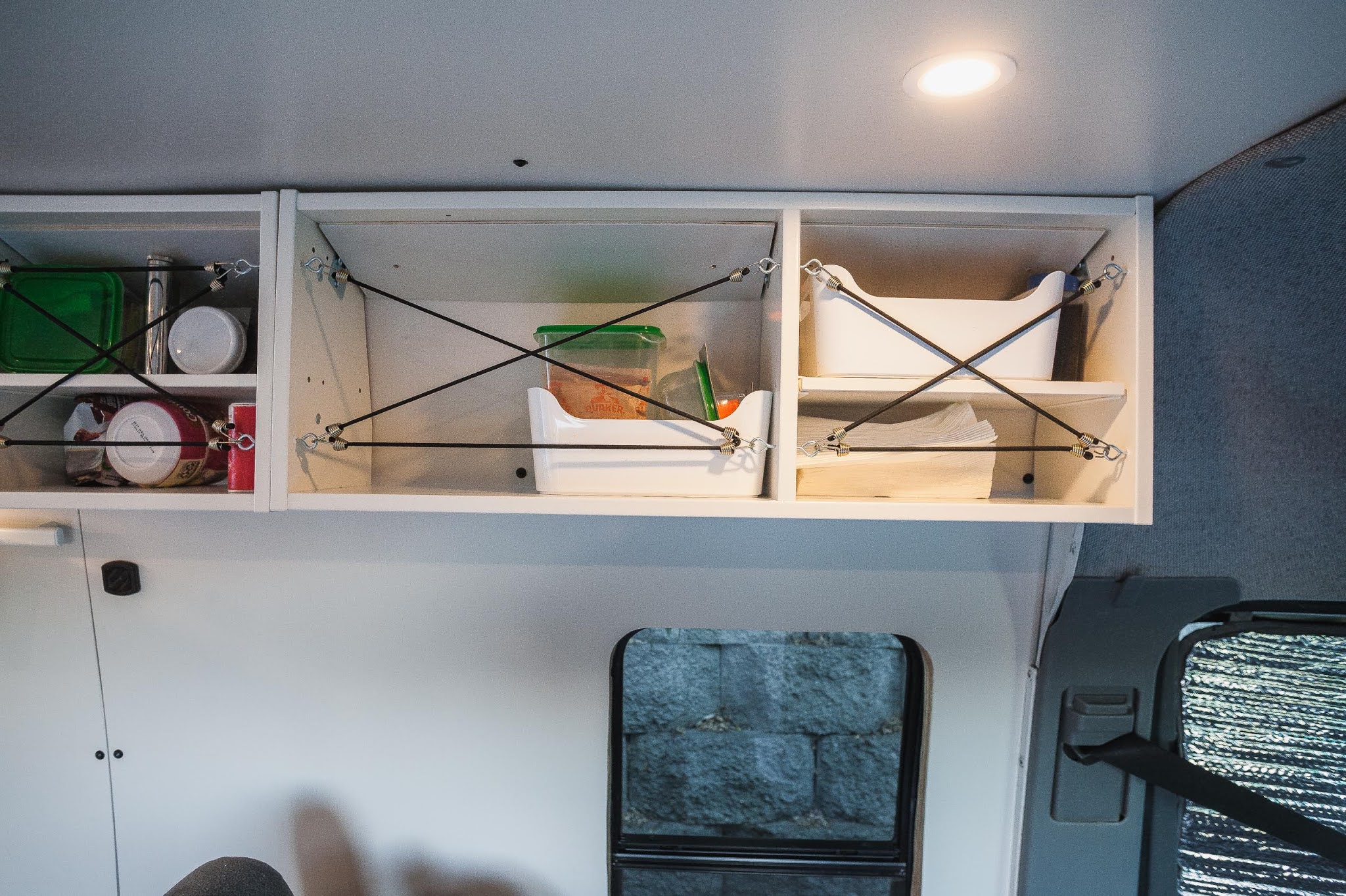 Sprinter van: Overhead cabinets