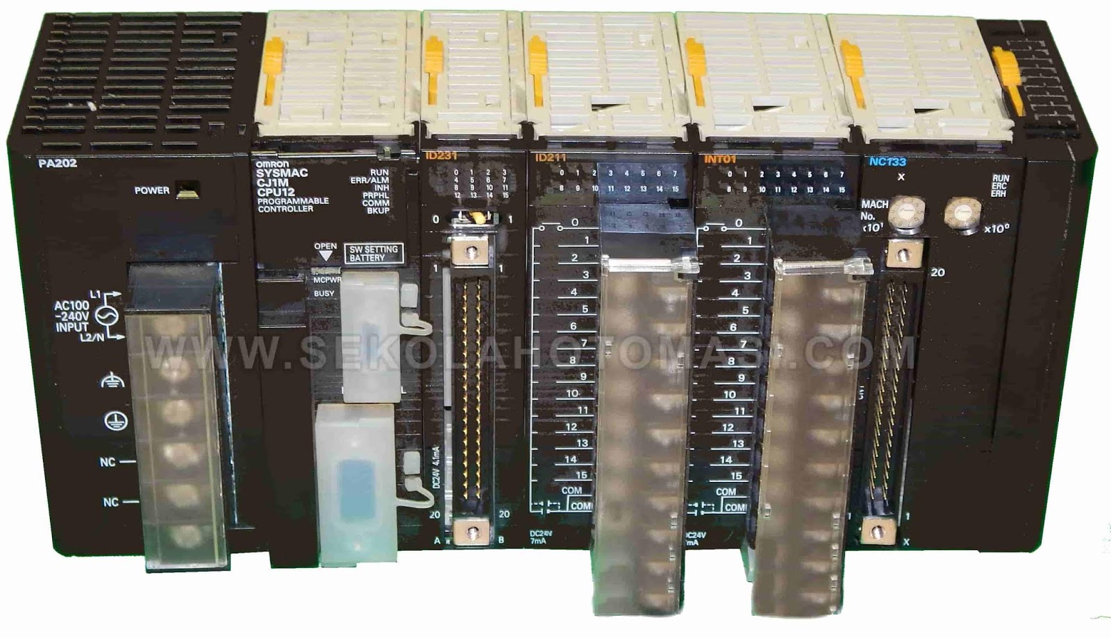 Perbedaan Tipe PLC Compact dan PLC Modular - Dunia Elektro