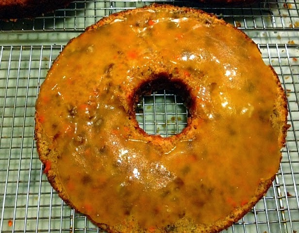 A Cake Bakes in Brooklyn: Colonial Carrot Pecan Cake