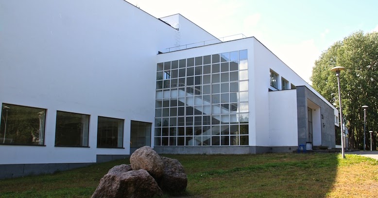 Alvar Aalto's Architecture: The Aalto Library in Vyborg