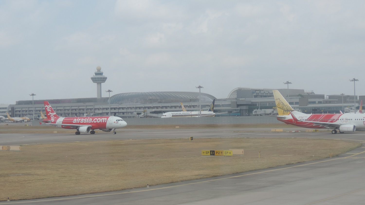 Review: Qatar Airways A351 Qsuite, Singapore-Doha